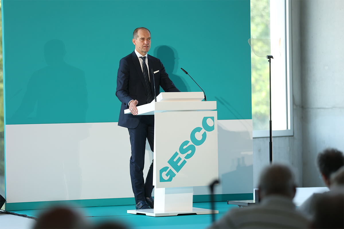 Ralph Rumberg - MAX the FUTURE